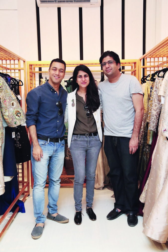 Lahori Designers Storm Karachi – Good Times